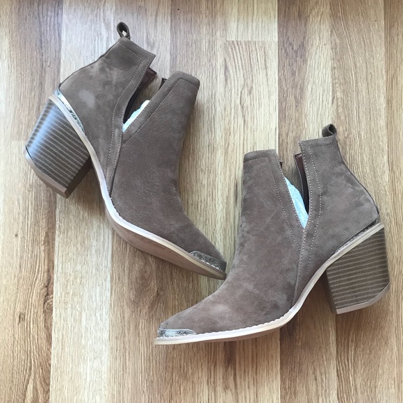 Cape Robbin | Shoes | Cape Robbin Split Side Booties Maple Khaki | Poshmark